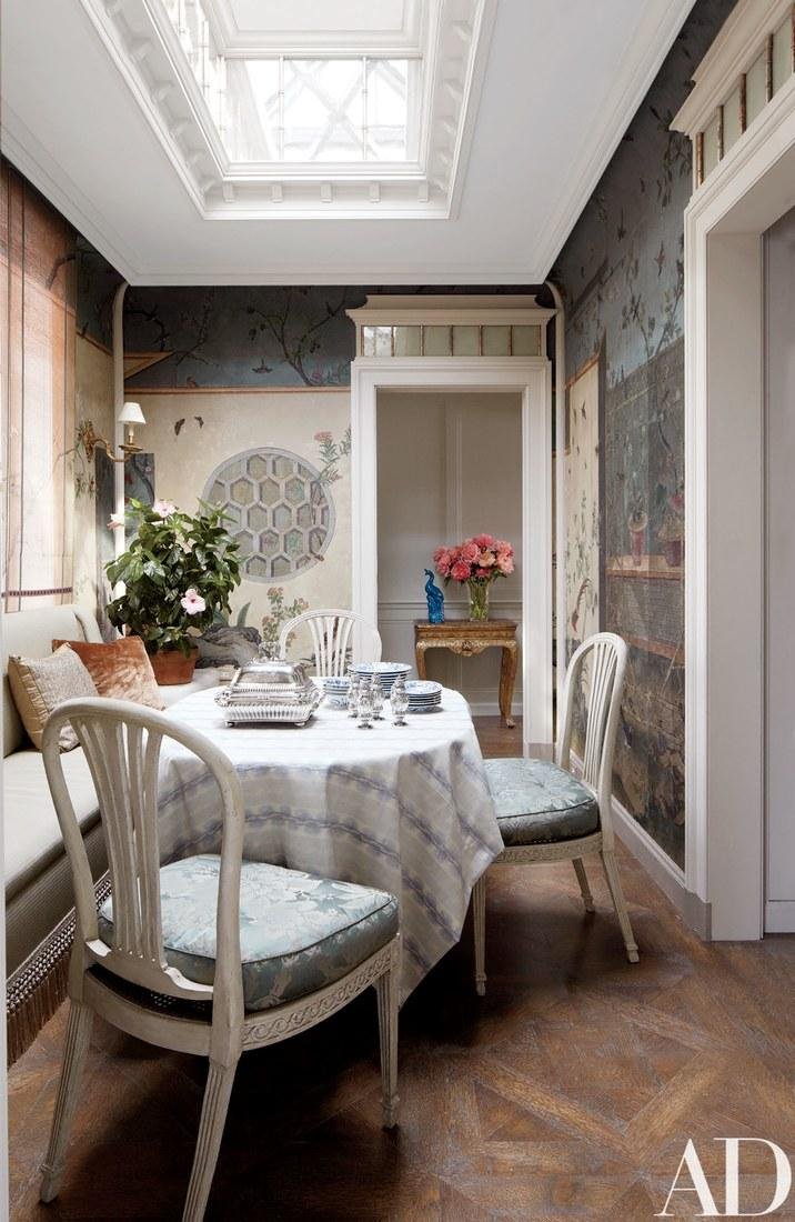 Gracie Wallpaper: 120 Years Of Handpainted Wallpaper Art