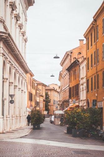 7 Chic Italian Interior Design Ideas To Borrow At Home