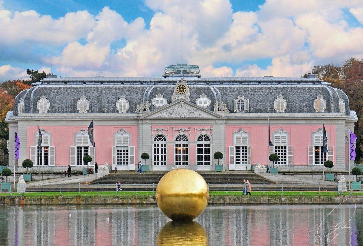 Pink Castles From Around The World That Look Straight Out Of A ...